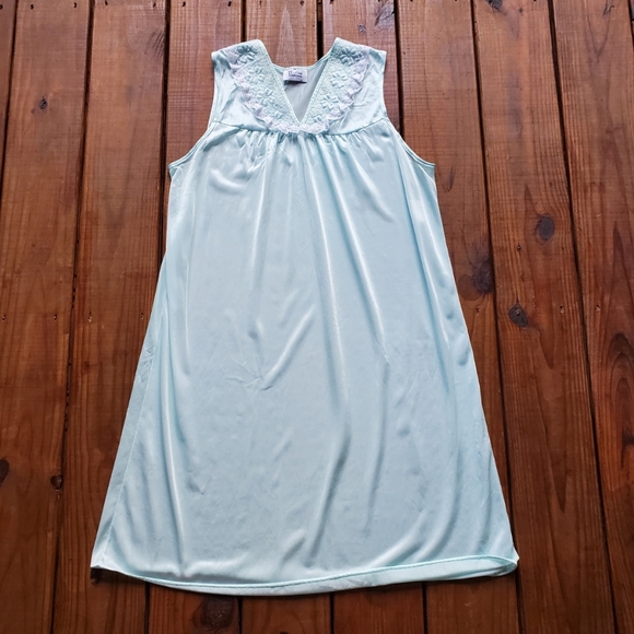 Paramount | Jackets & Coats | Vintage 8s L Pale Pastel Blue Silky Night ...